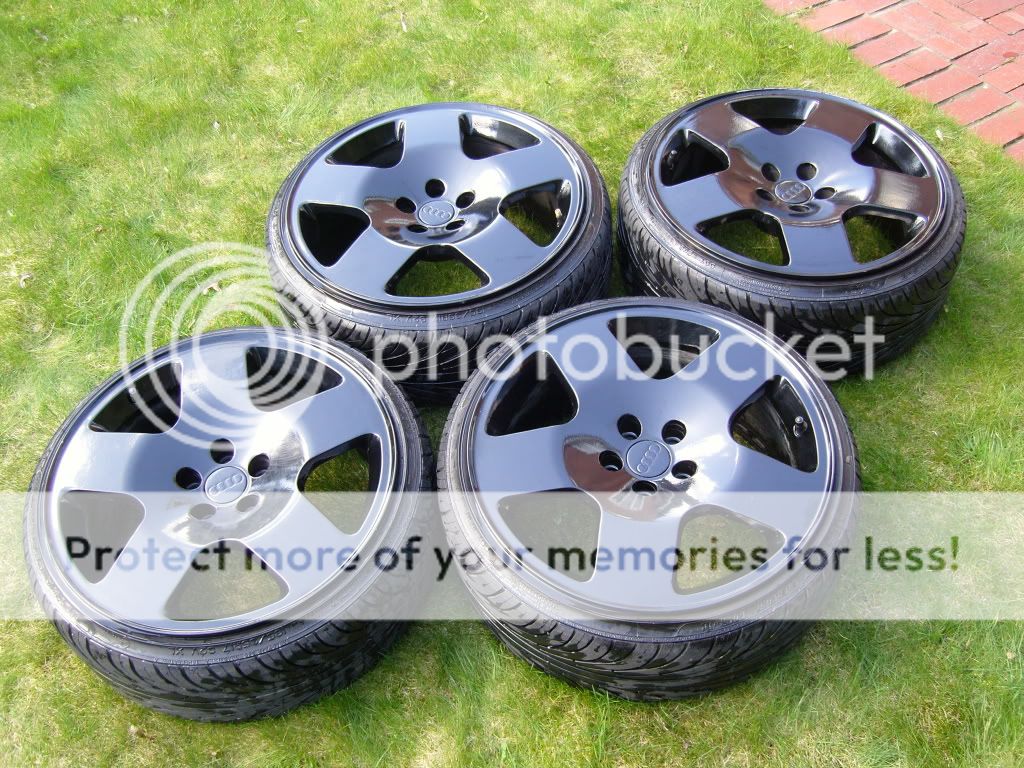 17" Audi TT Comps Gloss Black Stretched Tyres - UK-POLOS.NET - THE VW ...